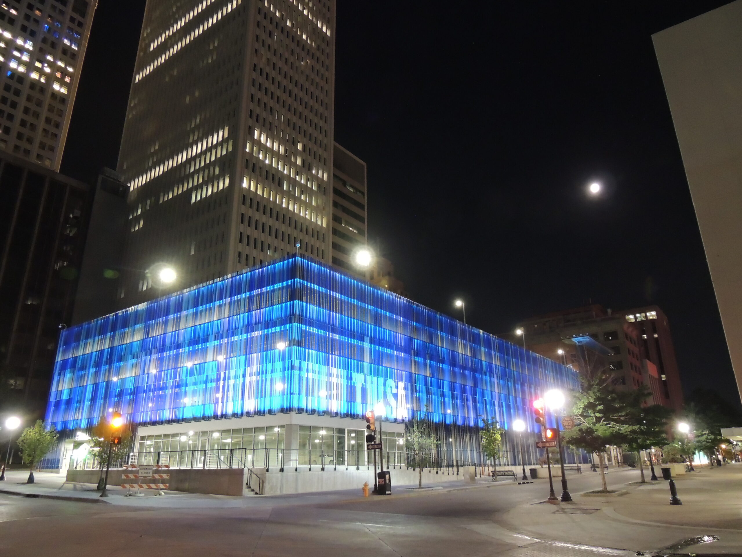 First Place Tower Parking Garage - Traxon e:cue